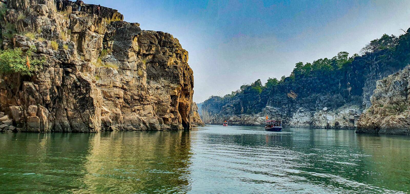 Boating at Nauka Vihar, Bhedaghat: An Ultimate Guide for Visitors ...
